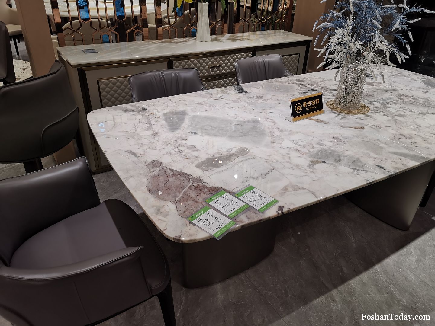 A Natural Marble Dining Table Supplier in Foshan Market - Foshan Today