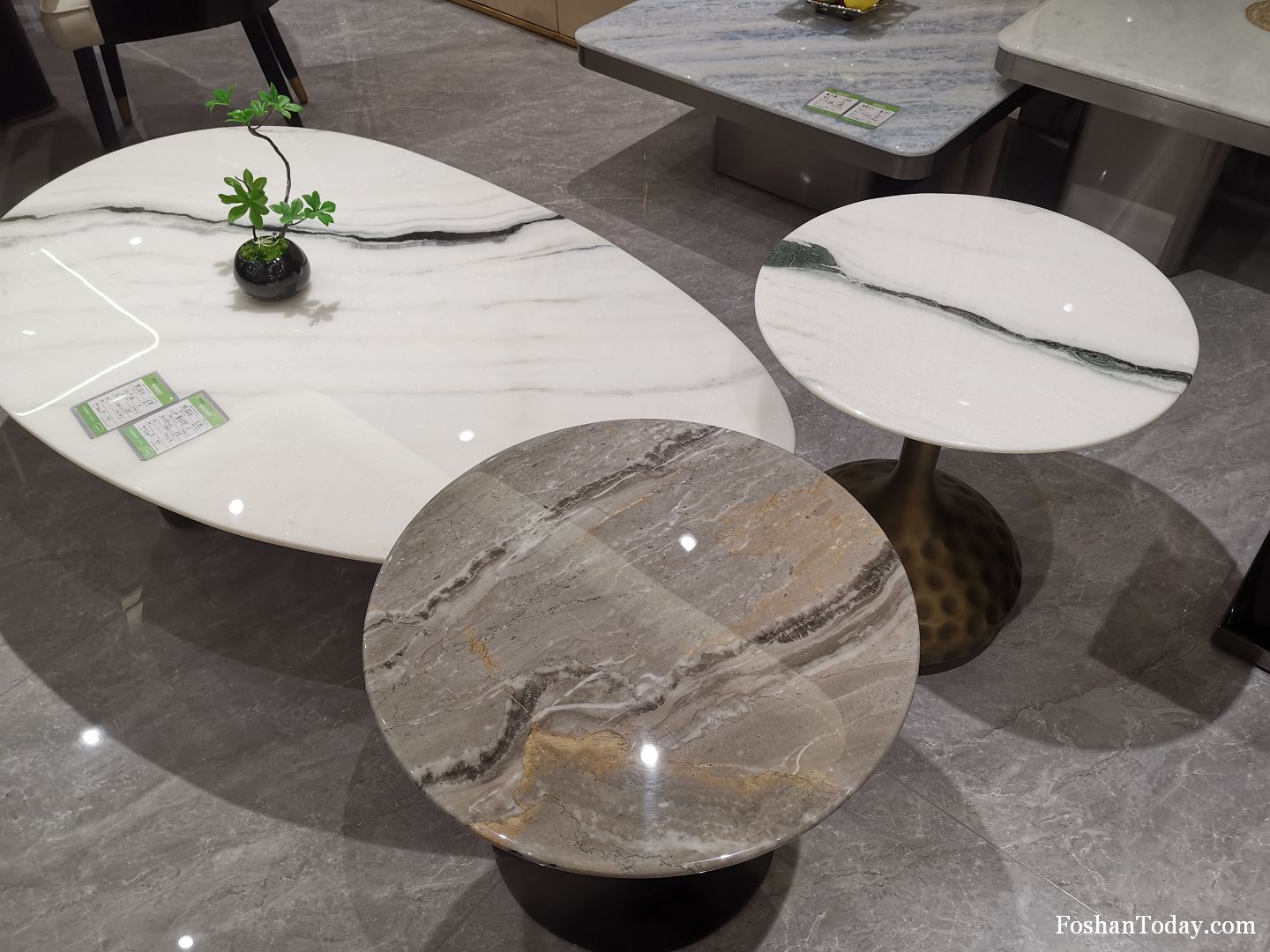 A Natural Marble Dining Table Supplier in Foshan Market - Foshan Today