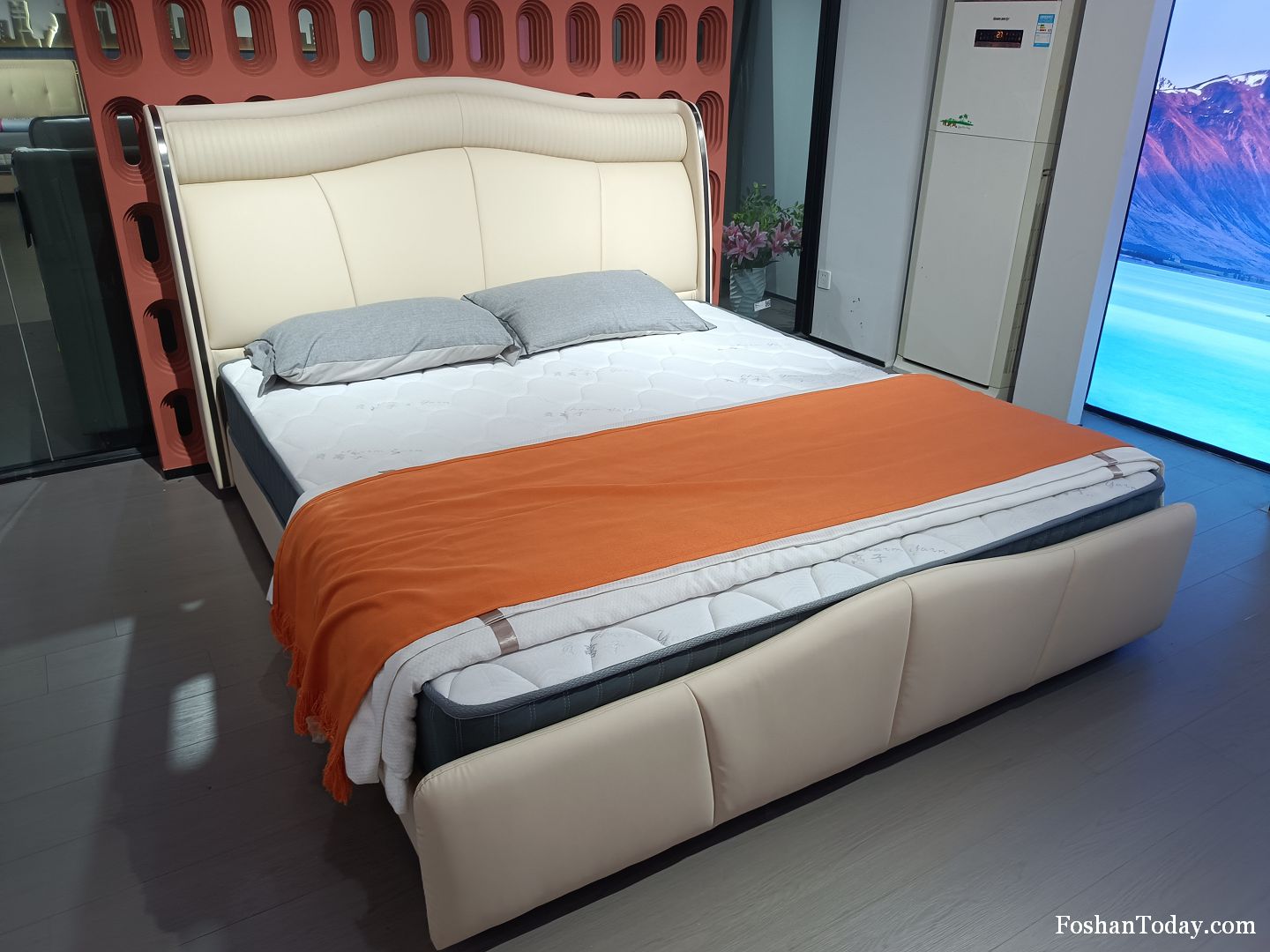 Chinese Luxury Bed Manufacturer Showroom Tour - Foshan Today