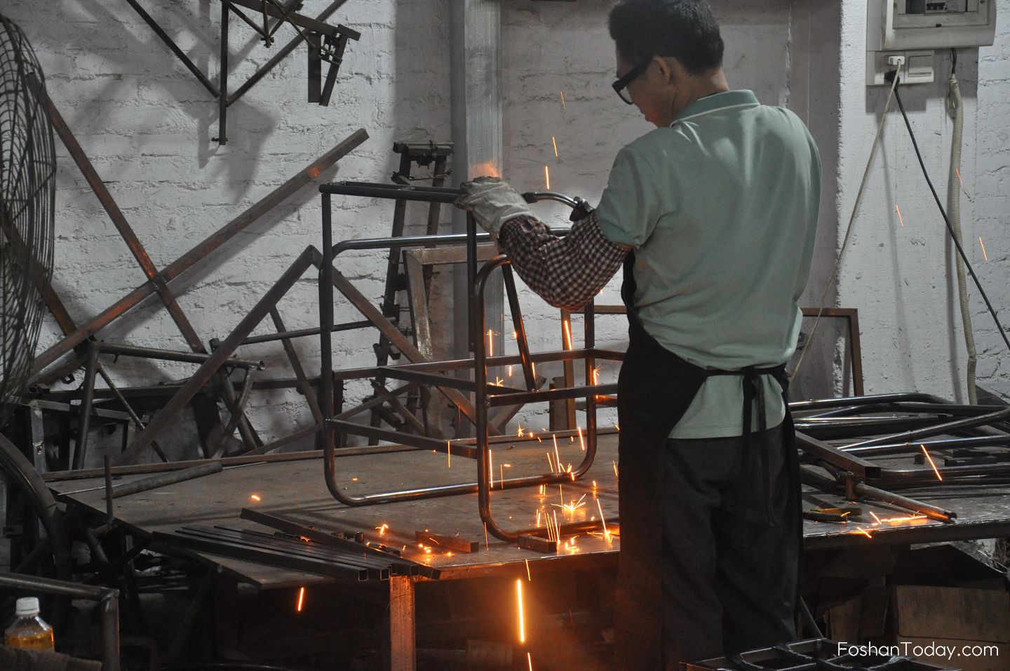 Visit a Super Big Outdoor Furniture Factory in China - Foshan Today