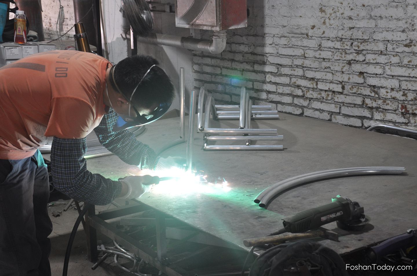 Visit a Super Big Outdoor Furniture Factory in China - Foshan Today